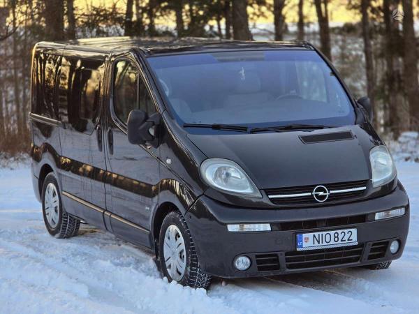 Melns Opel Vivaro 2005 Radviliškis, ar dzinēja tilpumu 2.50 L un nobraukumu 284 tūkst. km par 6300 €, foto 5 vietnē AUTOMOTO.COM.LV