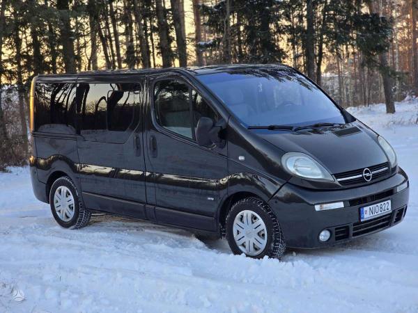 Melns Opel Vivaro 2005 Radviliškis, ar dzinēja tilpumu 2.50 L un nobraukumu 284 tūkst. km par 6300 €, foto 6 vietnē AUTOMOTO.COM.LV