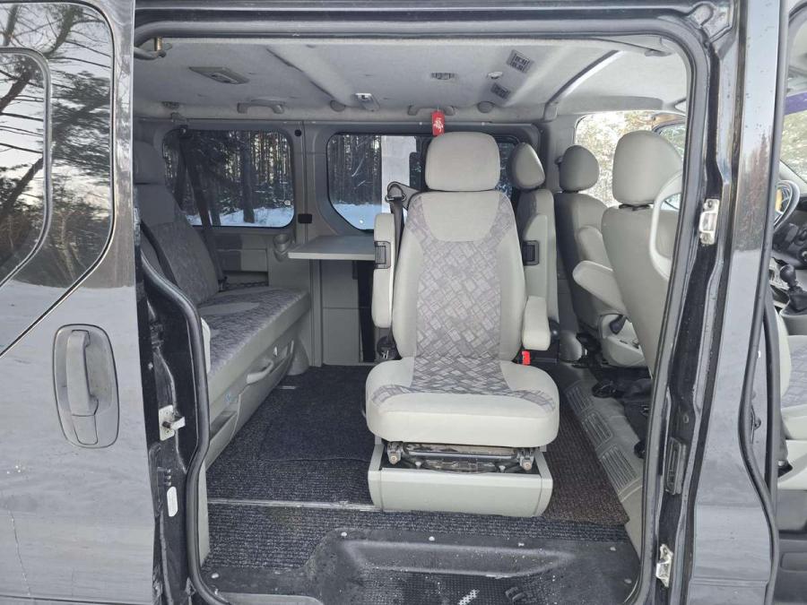 Melns Opel Vivaro 2005 Radviliškis, ar dzinēja tilpumu 2.50 L un nobraukumu 284 tūkst. km par 6300 €, foto 16 vietnē AUTOMOTO.COM.LV