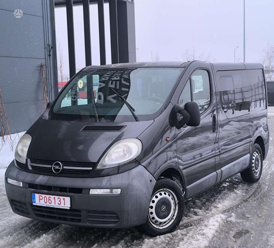 Black Opel Vivaro 2005 in Vilnius, with an engine capacity of 1.90 L and mileage of 342 thousand km for 4444 €, photo 1 on AUTOMOTO.COM.LV