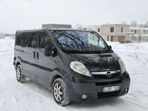 Melns Opel Vivaro 2007 Viļņa, ar dzinēja tilpumu 2.00 L un nobraukumu 480 tūkst. km par 4950 €, foto  vietnē AUTOMOTO.COM.LV