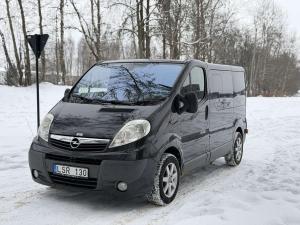 Melns Opel Vivaro 2007 Viļņa, ar dzinēja tilpumu 2.00 L un nobraukumu 480 tūkst. km par 4950 €, foto 3 vietnē AUTOMOTO.COM.LV