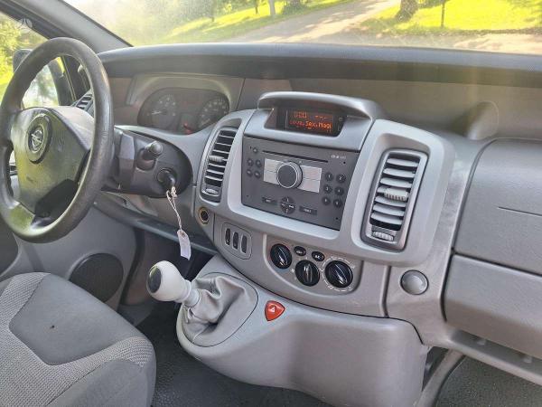 Melns Opel Vivaro 2007 Kelmė, ar dzinēja tilpumu 2.00 L un nobraukumu 306 tūkst. km par 5800 €, foto 10 vietnē AUTOMOTO.COM.LV