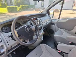 Melns Opel Vivaro 2007 Kelmė, ar dzinēja tilpumu 2.00 L un nobraukumu 306 tūkst. km par 5800 €, foto 12 vietnē AUTOMOTO.COM.LV