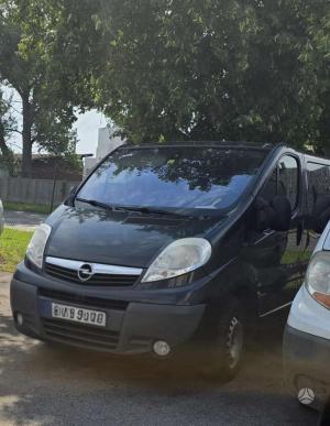 Black Opel Vivaro 2008 in Panevezys, with an engine capacity of 2.46 L and mileage of 266 thousand km for 2500 €, photo 3 on AUTOMOTO.COM.LV