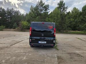 Black Opel Vivaro 2008 in Vilnius, with an engine capacity of 2.46 L and mileage of 306 thousand km for 9500 €, photo 10 on AUTOMOTO.COM.LV