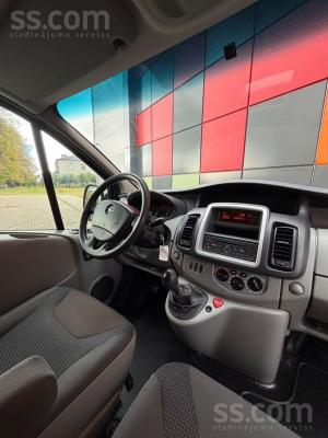 Melns Opel Vivaro 2011 Rīga, ar dzinēja tilpumu 2.00 L un nobraukumu 193 tūkst. km par 7150 €, foto 9 vietnē AUTOMOTO.COM.LV