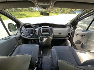 Black Opel Vivaro 2013 in Ukmerge, with an engine capacity of 2.00 L and mileage of 273 thousand km for 8750 €, photo 8 on AUTOMOTO.COM.LV