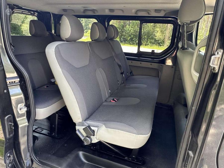 Black Opel Vivaro 2013 in Ukmerge, with an engine capacity of 2.00 L and mileage of 273 thousand km for 8750 €, photo 12 on AUTOMOTO.COM.LV