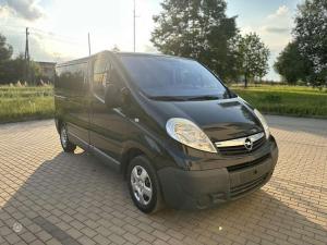 Black Opel Vivaro 2013 in Ukmerge, with an engine capacity of 2.00 L and mileage of 273 thousand km for 8250 €, photo 4 on AUTOMOTO.COM.LV