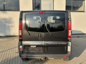 Black Opel Vivaro 2013 in Ukmerge, with an engine capacity of 2.00 L and mileage of 273 thousand km for 8250 €, photo 6 on AUTOMOTO.COM.LV