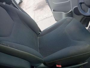 Black Opel Vivaro 2013 in Jonava, with an engine capacity of 2.00 L and mileage of 321 thousand km for 2450 €, photo 16 on AUTOMOTO.COM.LV