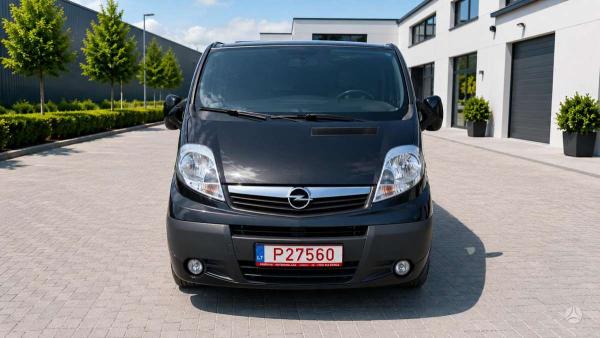 Melns Opel Vivaro 2013 Klaipėda, ar dzinēja tilpumu 2.50 L un nobraukumu 110 tūkst. km par 7990 €, foto 5 vietnē AUTOMOTO.COM.LV