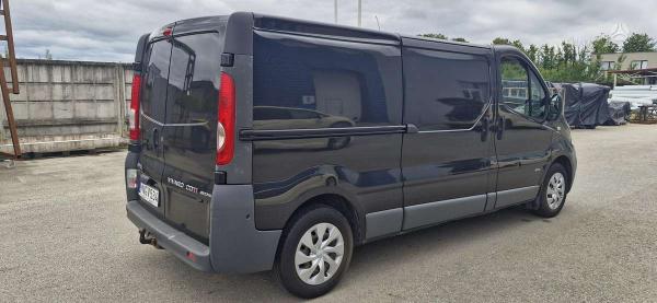 Melns Opel Vivaro 2014 Kauņa, ar dzinēja tilpumu 2.00 L un nobraukumu 312 tūkst. km par 4900 €, foto 4 vietnē AUTOMOTO.COM.LV