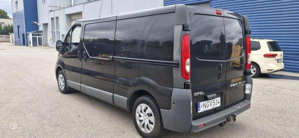 Melns Opel Vivaro 2014 Kauņa, ar dzinēja tilpumu 2.00 L un nobraukumu 312 tūkst. km par 4900 €, foto 6 vietnē AUTOMOTO.COM.LV