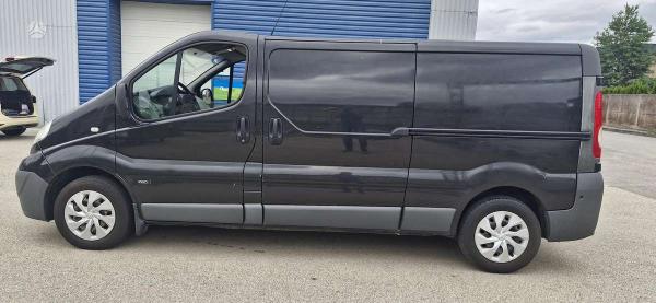Melns Opel Vivaro 2014 Kauņa, ar dzinēja tilpumu 2.00 L un nobraukumu 312 tūkst. km par 4900 €, foto 7 vietnē AUTOMOTO.COM.LV