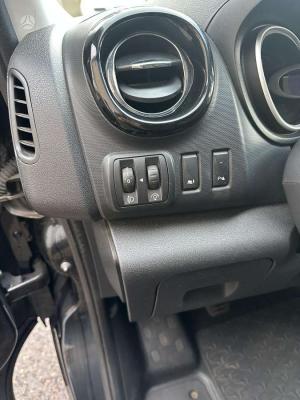 Black Opel Vivaro 2017 in Panevezys, with an engine capacity of 1.60 L and mileage of 186 thousand km for 7250 €, photo 20 on AUTOMOTO.COM.LV
