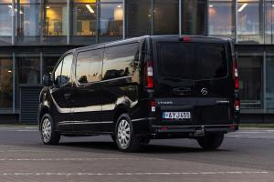 Melns Opel Vivaro 2018 Viļņa, ar dzinēja tilpumu 1.60 L un nobraukumu 247 tūkst. km par 10300 €, foto 3 vietnē AUTOMOTO.COM.LV