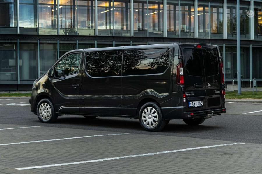 Melns Opel Vivaro 2018 Viļņa, ar dzinēja tilpumu 1.60 L un nobraukumu 247 tūkst. km par 10300 €, foto 6 vietnē AUTOMOTO.COM.LV
