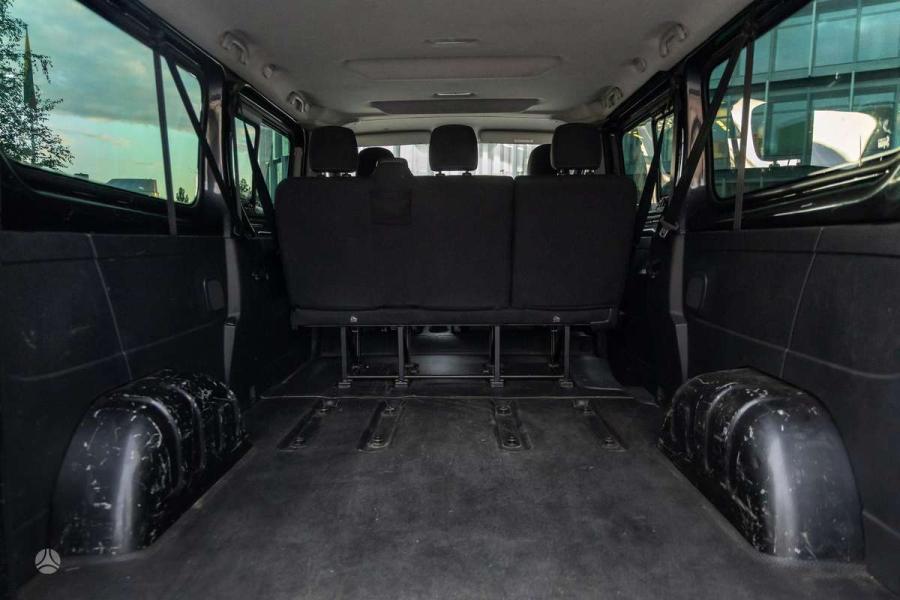 Melns Opel Vivaro 2018 Viļņa, ar dzinēja tilpumu 1.60 L un nobraukumu 247 tūkst. km par 10300 €, foto 23 vietnē AUTOMOTO.COM.LV