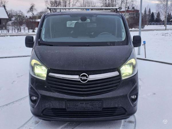 Black Opel Vivaro 2020 in Rokiskis, with an engine capacity of 1.70 L and mileage of 340 thousand km for 5650 €, photo 1 on AUTOMOTO.COM.LV