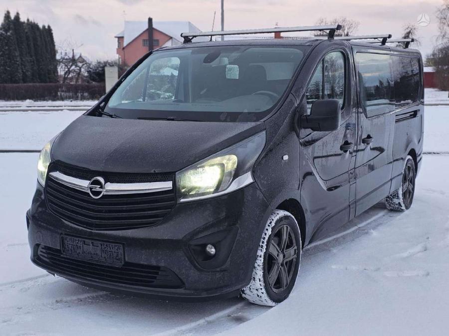 Black Opel Vivaro 2020 in Rokiskis, with an engine capacity of 1.70 L and mileage of 340 thousand km for 5650 €, photo 2 on AUTOMOTO.COM.LV