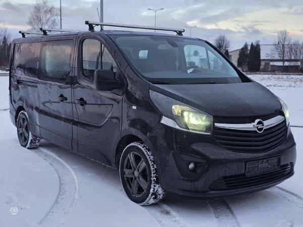 Black Opel Vivaro 2020 in Rokiskis, with an engine capacity of 1.70 L and mileage of 340 thousand km for 5650 €, photo 10 on AUTOMOTO.COM.LV