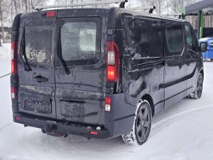 Black Opel Vivaro 2020 in Rokiskis, with an engine capacity of 1.70 L and mileage of 340 thousand km for 5650 €, photo 19 on AUTOMOTO.COM.LV