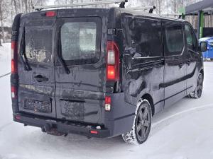 Black Opel Vivaro 2020 in Rokiskis, with an engine capacity of 1.70 L and mileage of 340 thousand km for 5650 €, photo 23 on AUTOMOTO.COM.LV