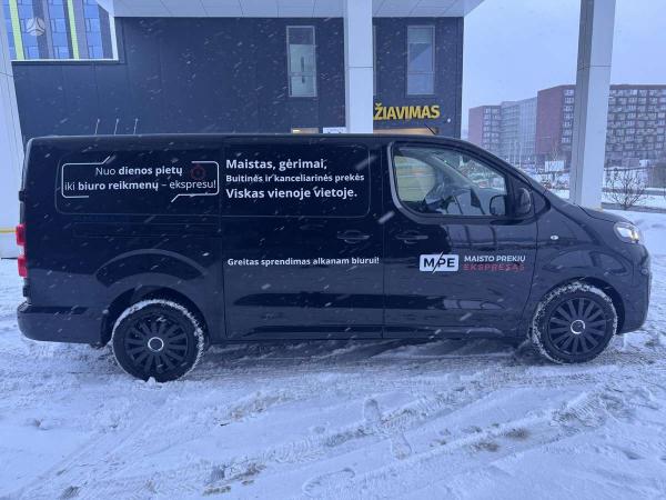 Black Opel Vivaro 2022 in Vilnius, with an engine capacity of 2.00 L and mileage of 68 thousand km for 18150 €, photo 4 on AUTOMOTO.COM.LV