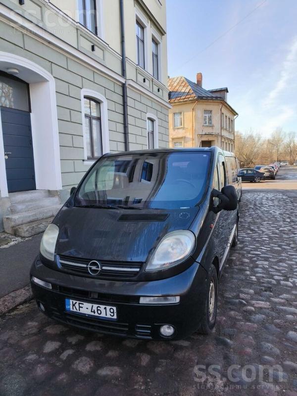 Melns Opel Vivaro 2003 Rīga, ar dzinēja tilpumu 1.90 L un nobraukumu 380 tūkst. km par 2300 €, foto 1 vietnē AUTOMOTO.COM.LV