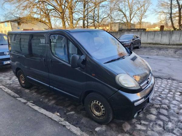 Melns Opel Vivaro 2003 Rīga, ar dzinēja tilpumu 1.90 L un nobraukumu 380 tūkst. km par 2300 €, foto 3 vietnē AUTOMOTO.COM.LV