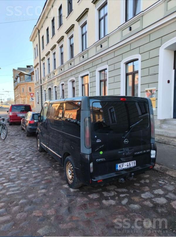 Melns Opel Vivaro 2003 Rīga, ar dzinēja tilpumu 1.90 L un nobraukumu 380 tūkst. km par 2300 €, foto 6 vietnē AUTOMOTO.COM.LV