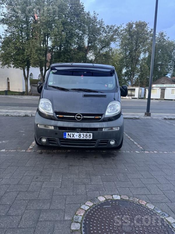Melns Opel Vivaro 2005 Valka, ar dzinēja tilpumu 2.50 L un nobraukumu 560 tūkst. km par 3200 €, foto 2 vietnē AUTOMOTO.COM.LV