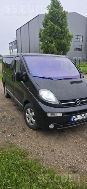 Black Opel Vivaro 2005 in Rezekne, with an engine capacity of 1.90 L and mileage of 286 thousand km for 4850 €, photo  on AUTOMOTO.COM.LV