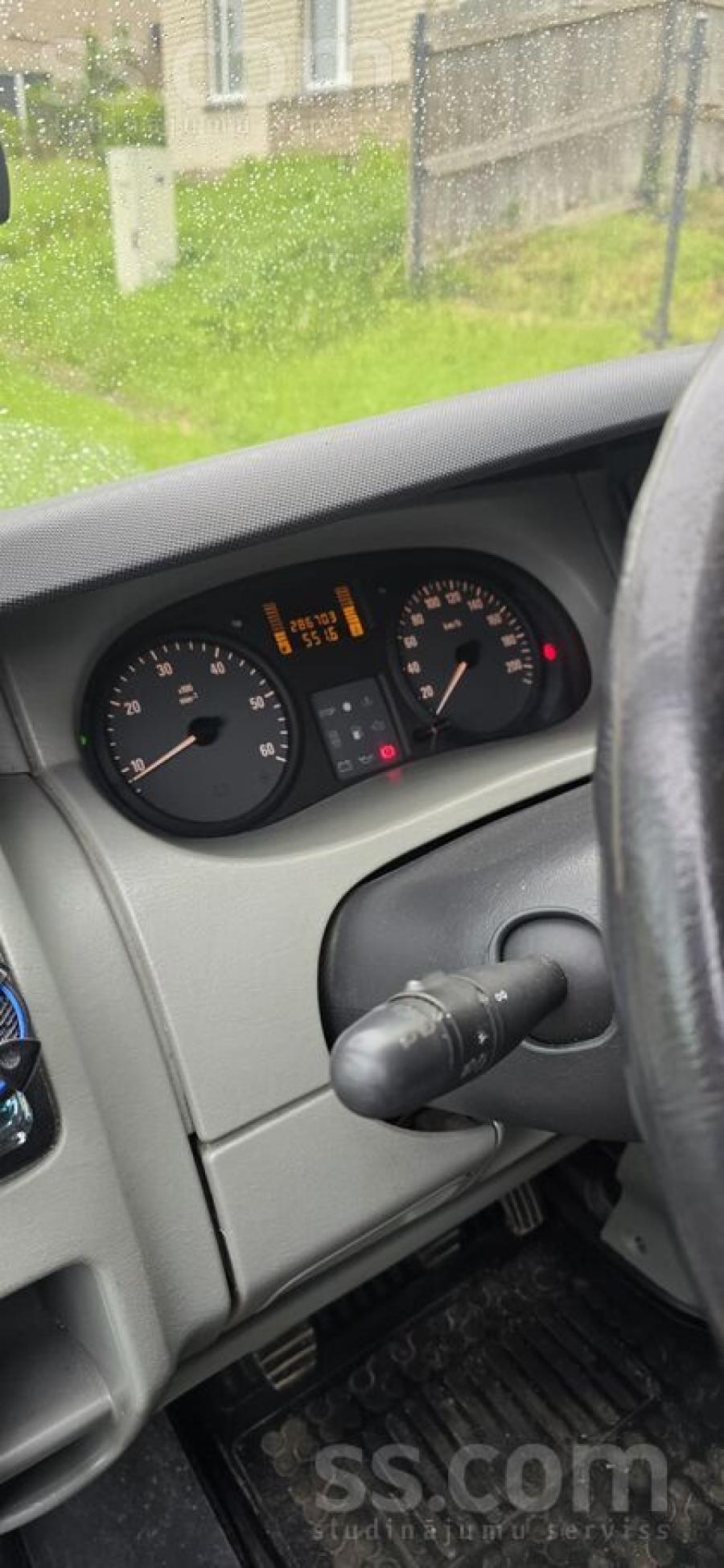 Melns Opel Vivaro 2005 Rēzekne, ar dzinēja tilpumu 1.90 L un nobraukumu 286 tūkst. km par 4850 €, foto 10 vietnē AUTOMOTO.COM.LV