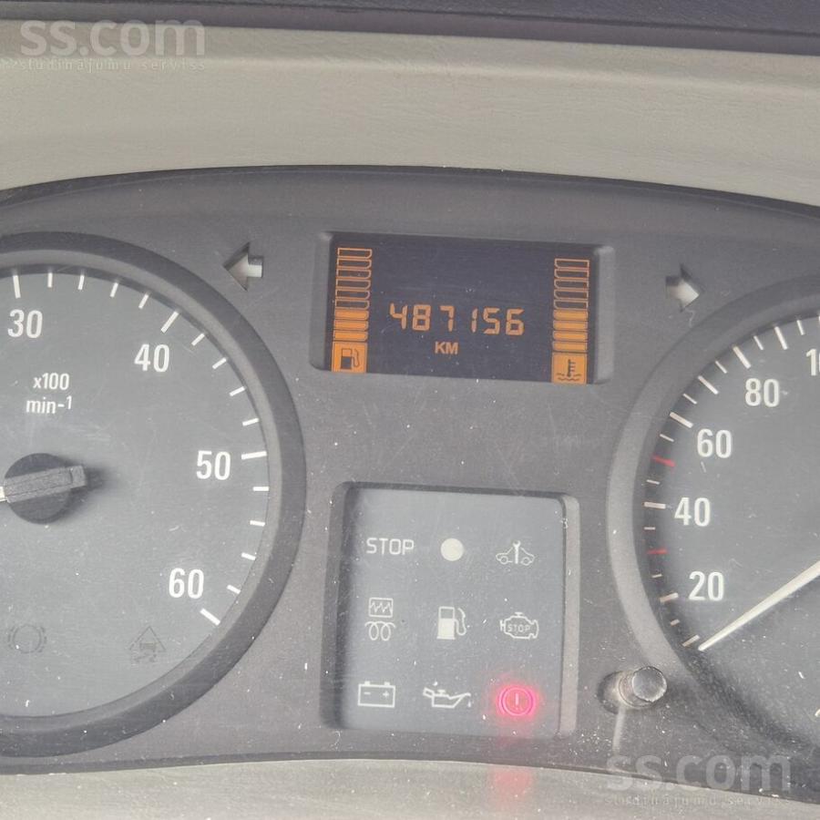 Melns Opel Vivaro 2005 Bauska, ar dzinēja tilpumu 2.50 L un nobraukumu 487 tūkst. km par 3900 €, foto 8 vietnē AUTOMOTO.COM.LV