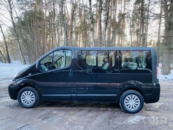 Melns Opel Vivaro 2006 Rīga, ar dzinēja tilpumu 2.50 L un nobraukumu 0 tūkst. km par 6590 €, foto 5 vietnē AUTOMOTO.COM.LV