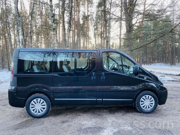 Melns Opel Vivaro 2006 Rīga, ar dzinēja tilpumu 2.50 L un nobraukumu 0 tūkst. km par 6590 €, foto 6 vietnē AUTOMOTO.COM.LV