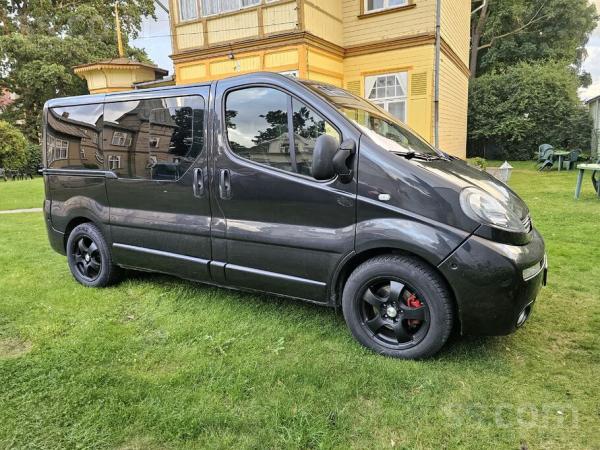 Melns Opel Vivaro 2006 Daugavpils, ar dzinēja tilpumu 1.90 L un nobraukumu 323 tūkst. km par 5950 €, foto 6 vietnē AUTOMOTO.COM.LV