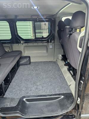 Black Opel Vivaro 2006 in Daugavpils, with an engine capacity of 1.90 L and mileage of 323 thousand km for 5950 €, photo 16 on AUTOMOTO.COM.LV