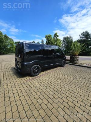 Black Opel Vivaro 2006 in Daugavpils, with an engine capacity of 1.90 L and mileage of 323 thousand km for 5950 €, photo 22 on AUTOMOTO.COM.LV