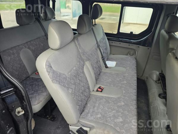 Melns Opel Vivaro 2006 Rēzekne, ar dzinēja tilpumu 2.50 L un nobraukumu 420 tūkst. km par 3500 €, foto 6 vietnē AUTOMOTO.COM.LV
