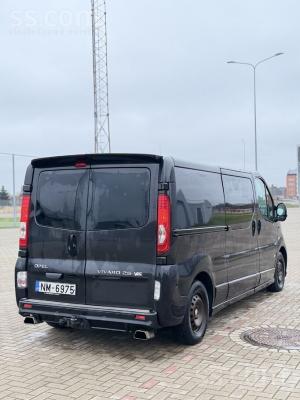 Black Opel Vivaro 2007 in Valmiera, with an engine capacity of 2.50 L and mileage of 285 thousand km for 5100 €, photo 2 on AUTOMOTO.COM.LV