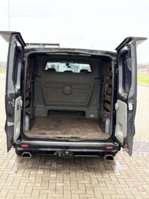 Black Opel Vivaro 2007 in Valmiera, with an engine capacity of 2.50 L and mileage of 285 thousand km for 5100 €, photo 3 on AUTOMOTO.COM.LV