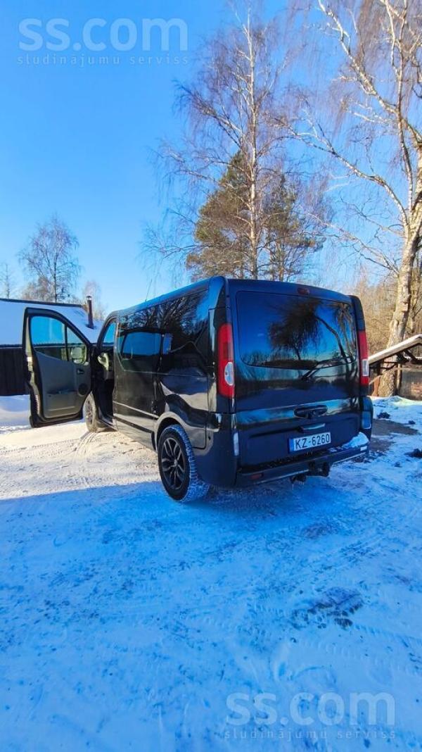 Black Opel Vivaro 2007 in Kuldiga, with an engine capacity of 2.00 L and mileage of 0 thousand km for 3450 €, photo 4 on AUTOMOTO.COM.LV