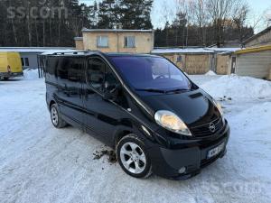 Melns Opel Vivaro 2007 Rīga, ar dzinēja tilpumu 2.50 L un nobraukumu 304 tūkst. km par 9900 €, foto  vietnē AUTOMOTO.COM.LV
