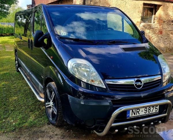 Melns Opel Vivaro 2007 Rīga, ar dzinēja tilpumu 2.50 L un nobraukumu 275 tūkst. km par 5400 €, foto 2 vietnē AUTOMOTO.COM.LV