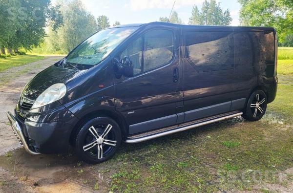 Melns Opel Vivaro 2007 Rīga, ar dzinēja tilpumu 2.50 L un nobraukumu 275 tūkst. km par 5400 €, foto 4 vietnē AUTOMOTO.COM.LV