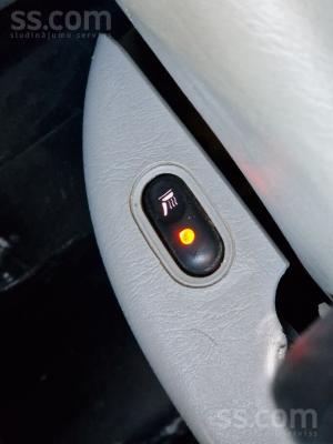 Melns Opel Vivaro 2007 Rīga, ar dzinēja tilpumu 2.50 L un nobraukumu 373 tūkst. km par 5200 €, foto 13 vietnē AUTOMOTO.COM.LV